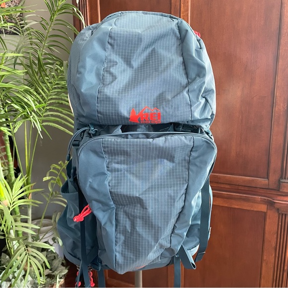 REI | Accessories | Rei Coop Tarn 65 Pack Kids Hiking Backpack With Day ...